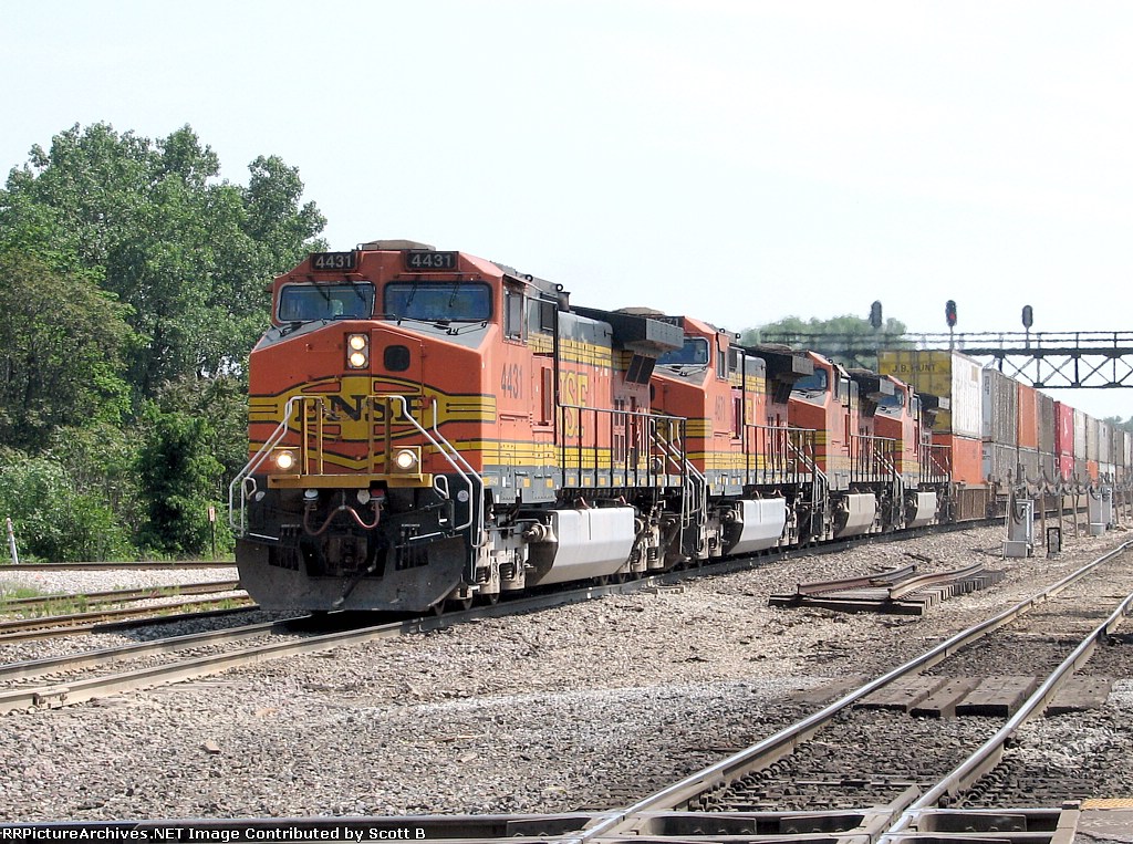 BNSF 4431